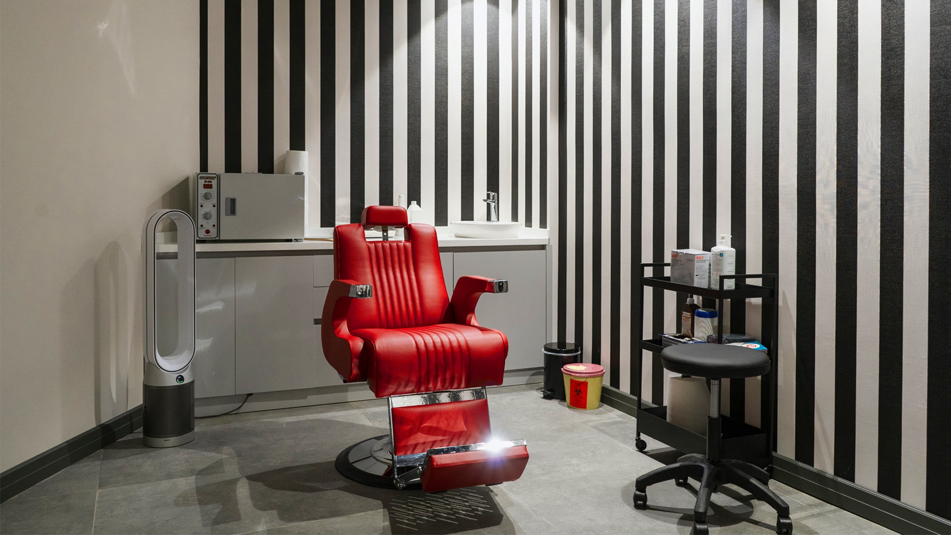 PIERCING LAWS – Piano Jewellery